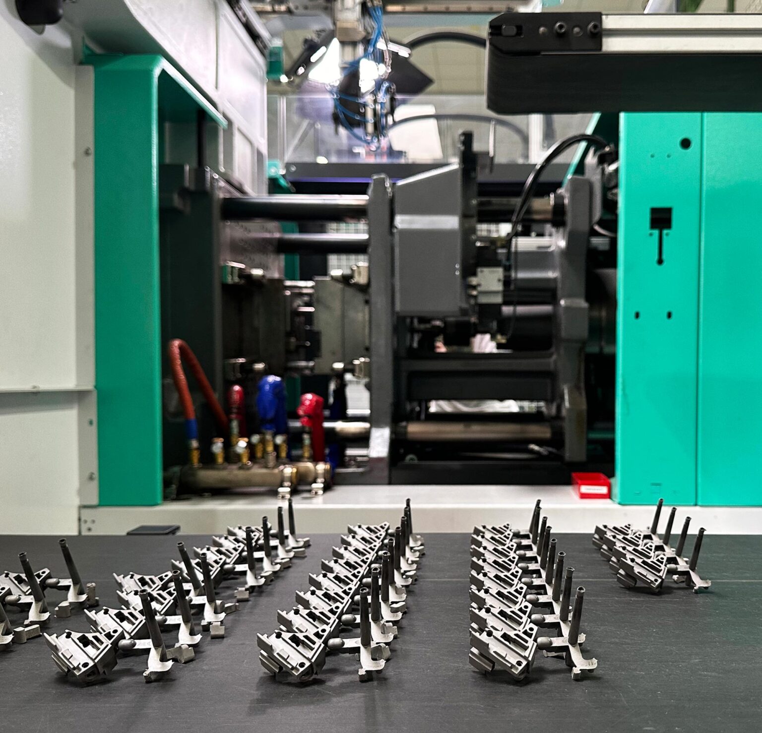 Additive Manufacturing and MIM: choosing the right manufacturing method